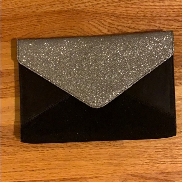 DSW | Bags | Dsw Black And Silver Clutch Size Is 2x85 Inches | Poshmark